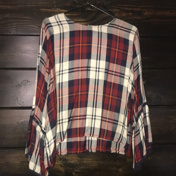 Style Envy | Tops | Flannel Flowy Shirt Perfect For Fall | Poshmark